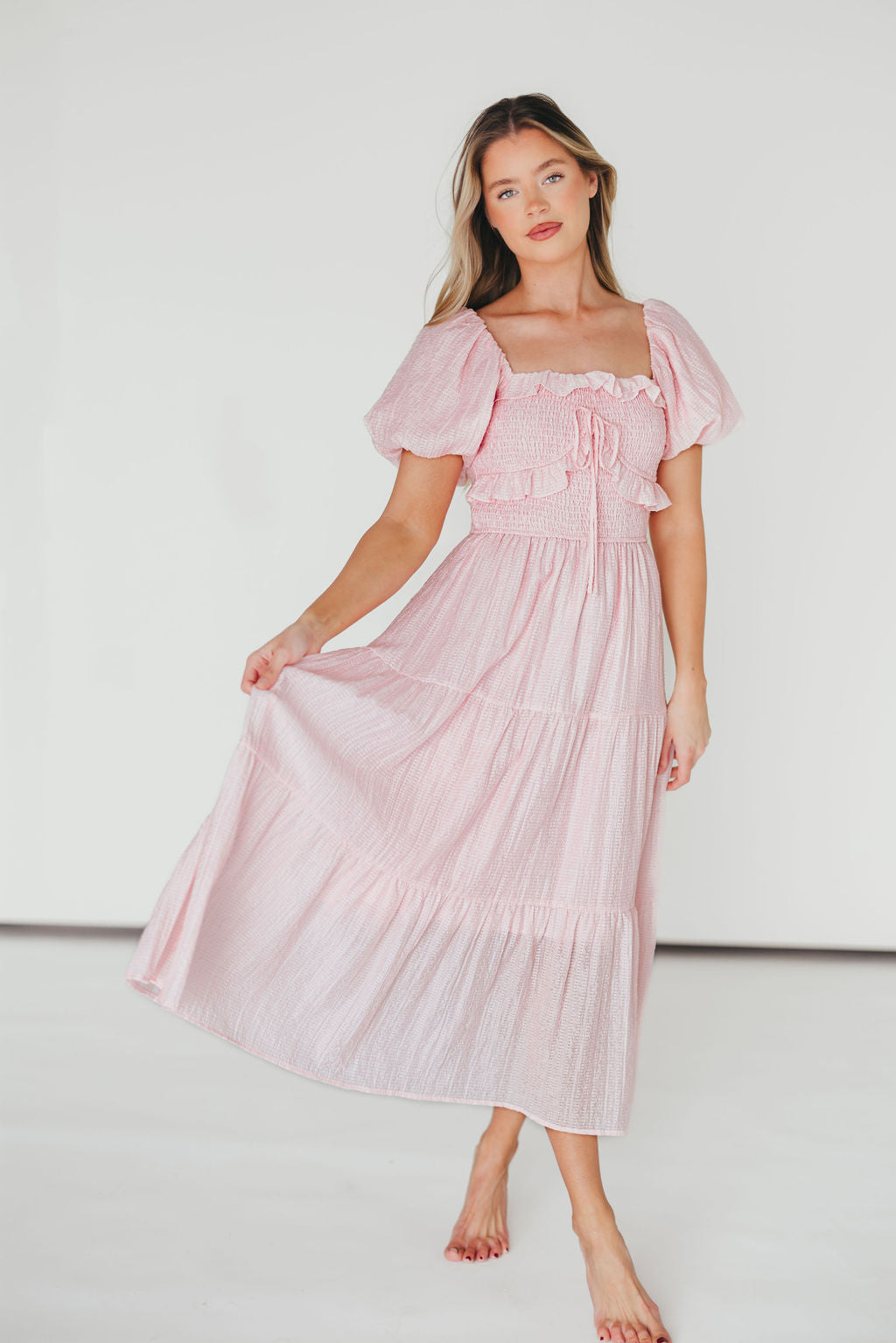 Medium size dresses store